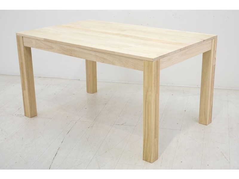 Table à manger Tiga avec allonges rectangulaire en hévéa massif - Table ...